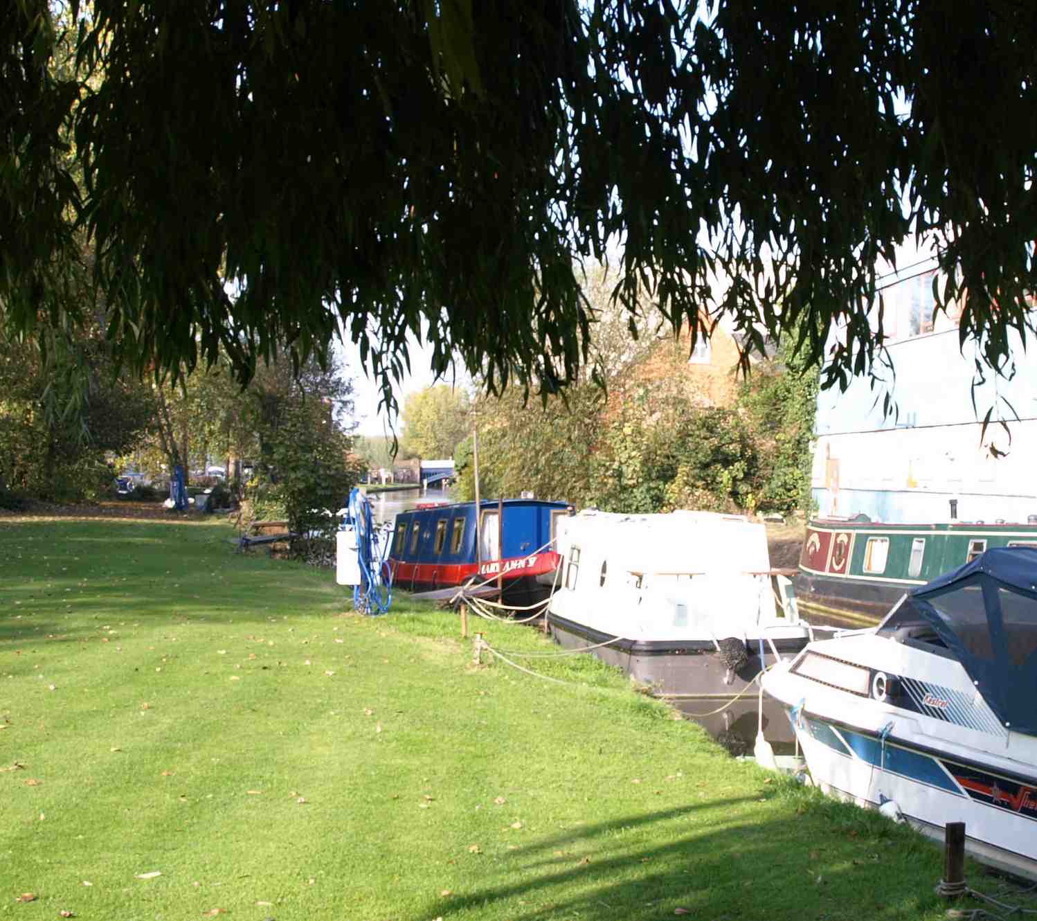 Osney Mill Marina – A marina hidden in the heart of Oxford